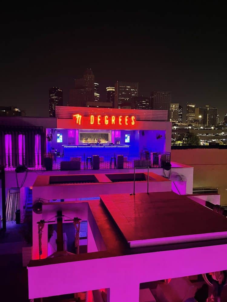 77° Rooftop Bar - Romantic Spots Houston